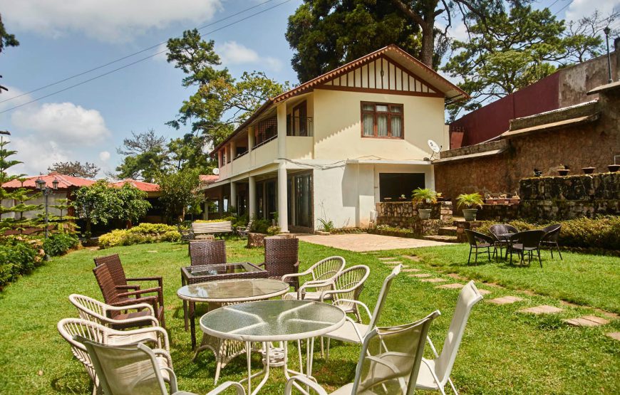 The Lounge @ Tirupa Castle, Meghalaya – De Feliz Vacation